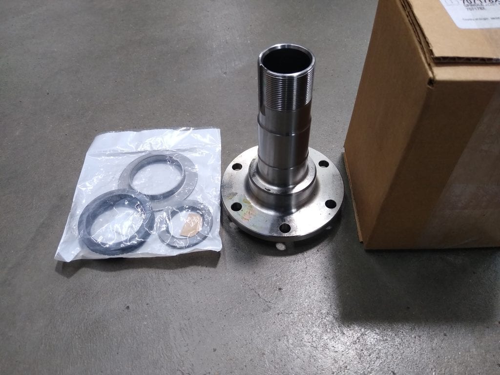 Spindle Ford F150 And Bronco 5 Hole 1/2 ton Dana 44 IFS 4X4 Front Axle ...